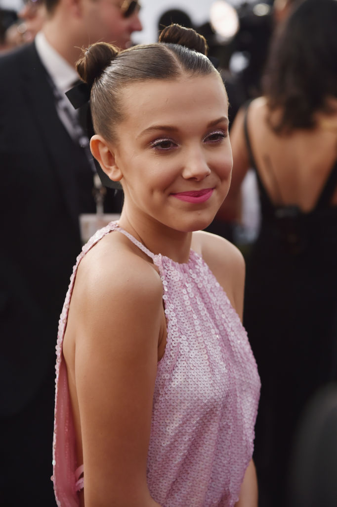 Stranger Things Cast Dancing At SAG Awards 2018 After Party | Girlfriend