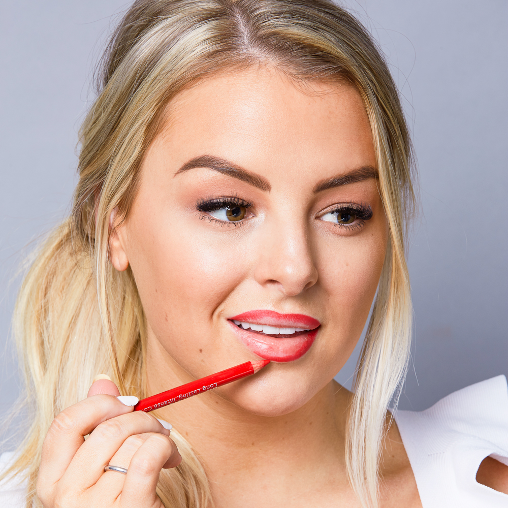 Brittney Saunders: step-by-step beauty looks | Girlfriend