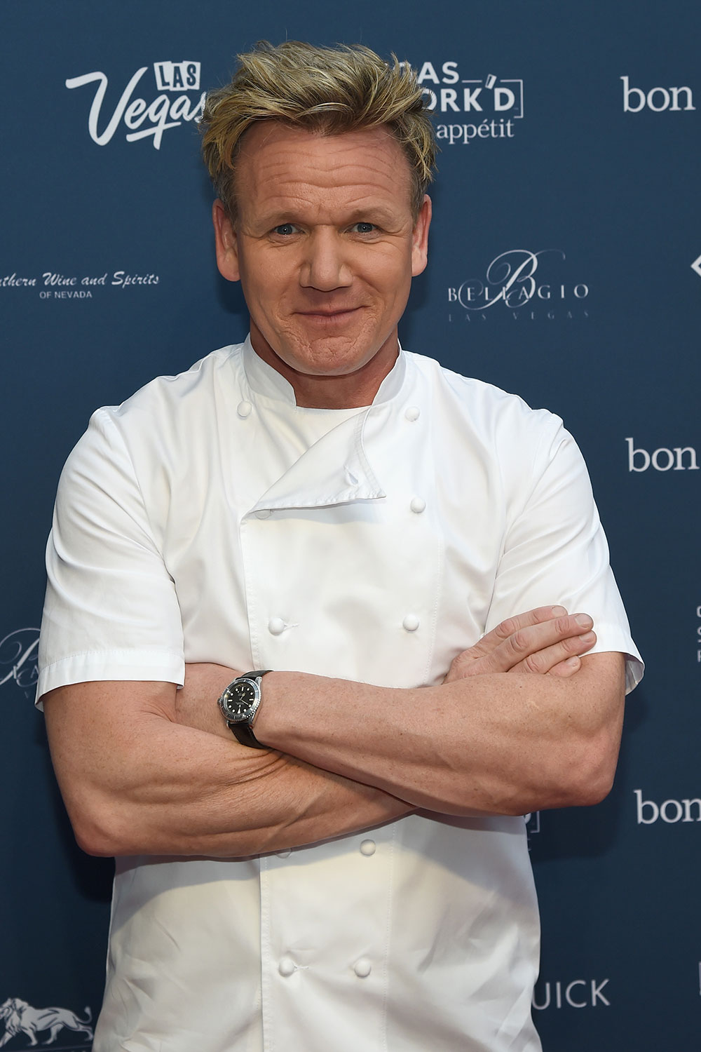 This Gordon Ramsay impersonator looks SO identical | Girlfriend