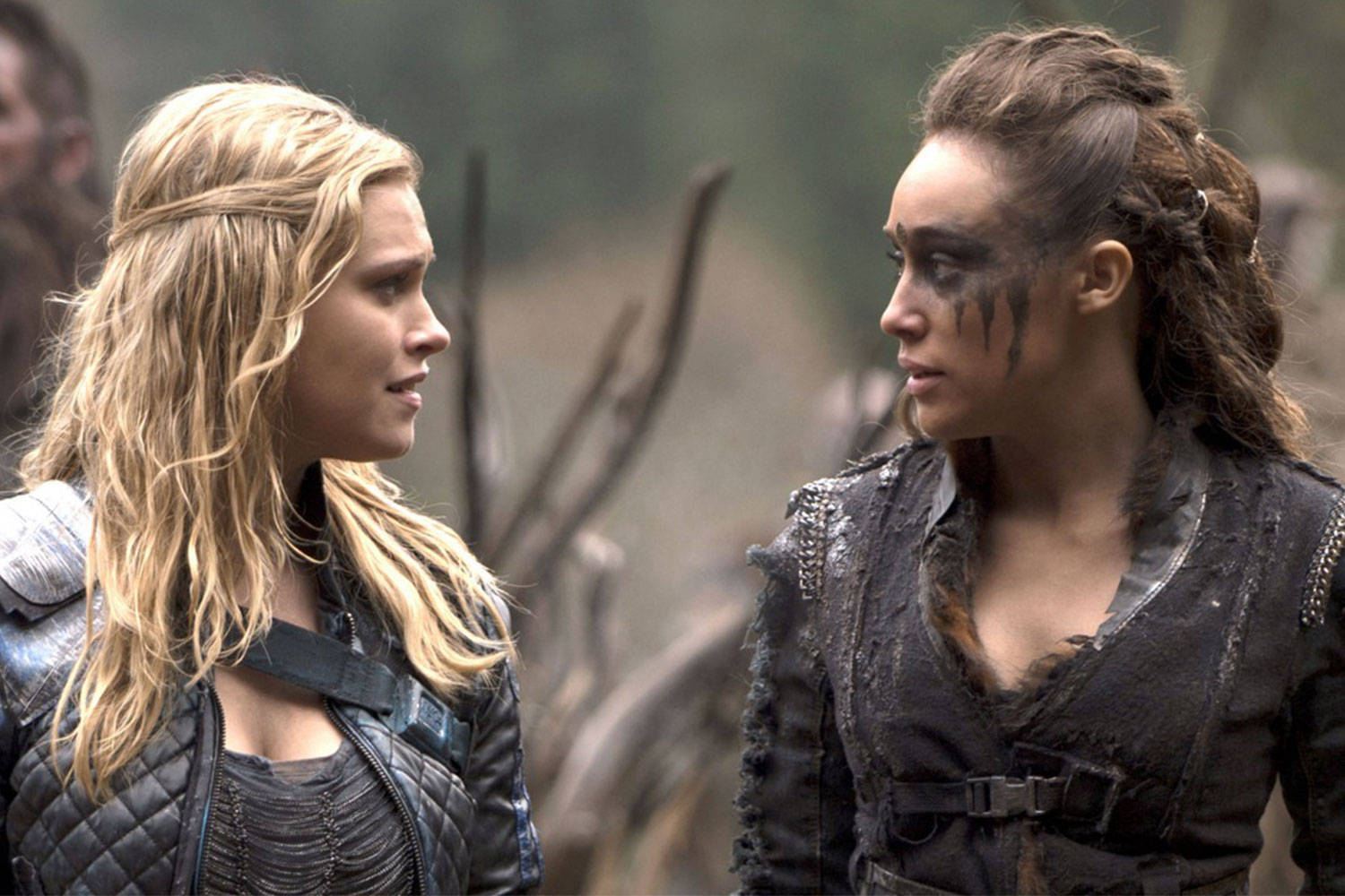 Season finale air date for The 100 | Girlfriend