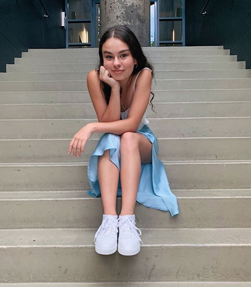 Meet your Girlfriend Role Model Search finalists!