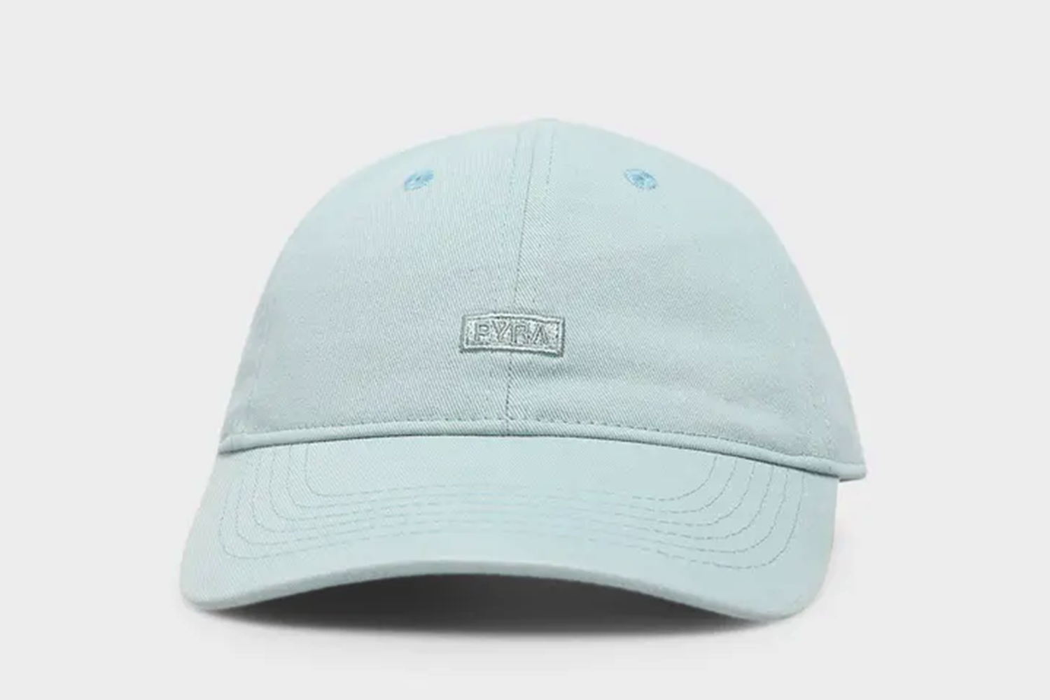 Celebrities wearing baseball caps: Copy their style in the hottest 2021 ...