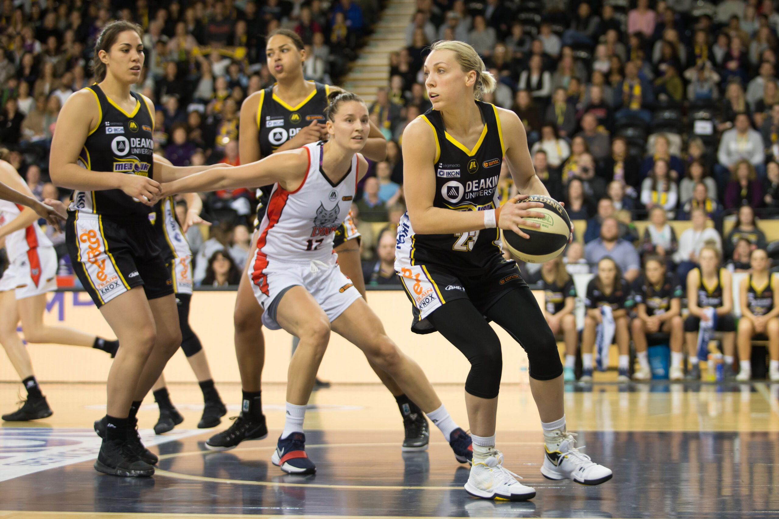 How Elite BBall Player Maddie Garrick Overcame Anorexia | Girlfriend
