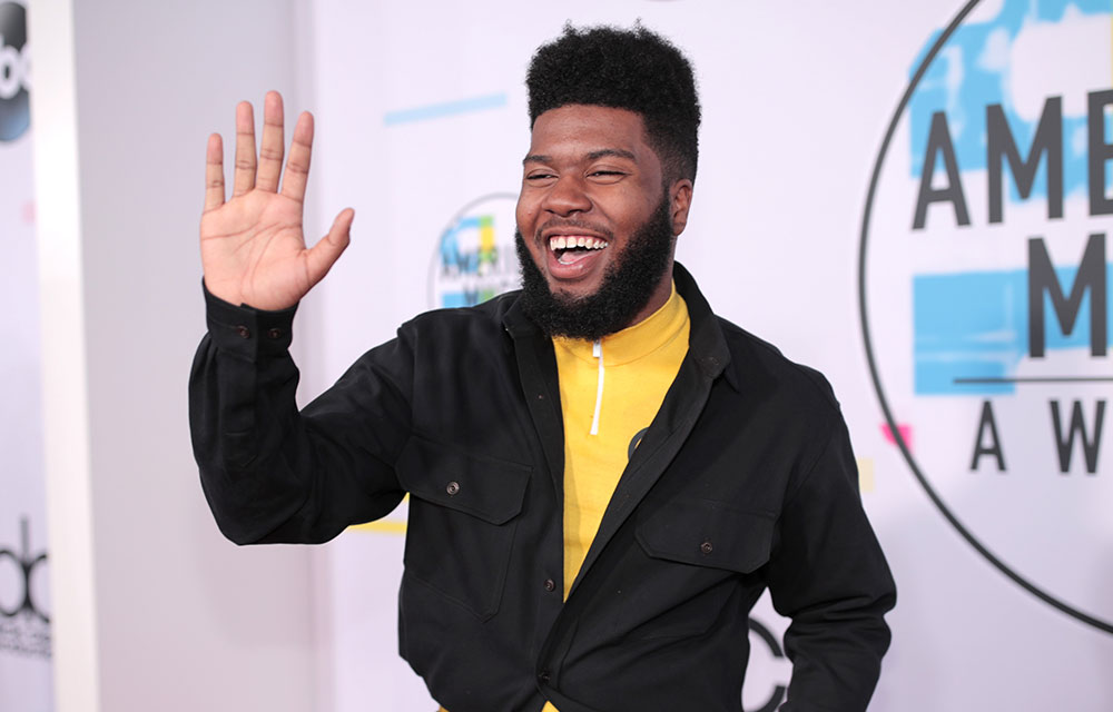 Khalid Fan Grabs Butt | Girlfriend